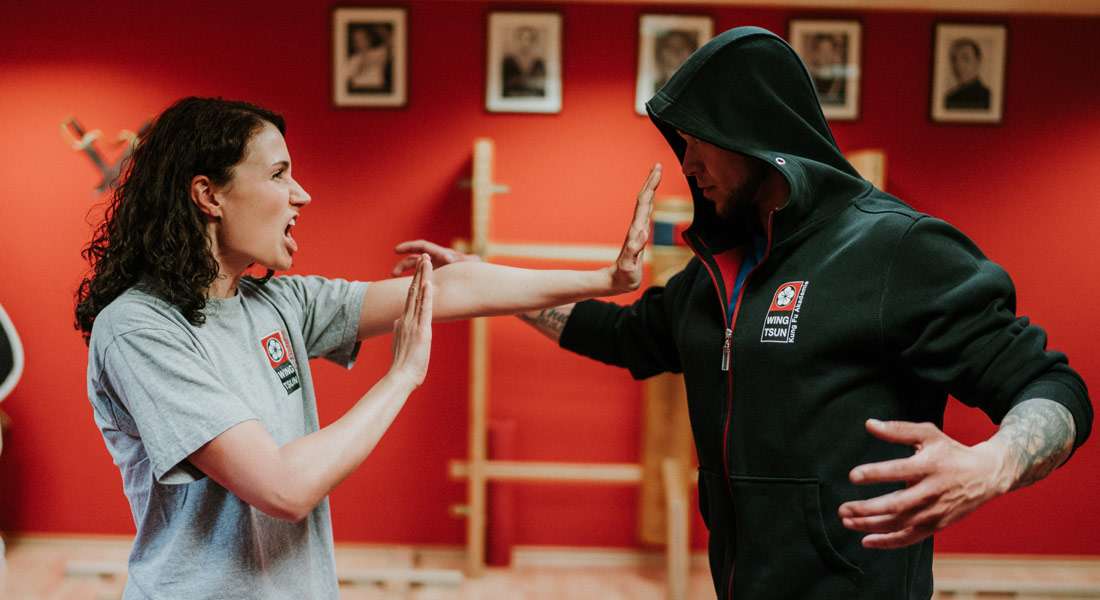 Wing Tsun Kung Fu Singen Kampfsport Frauen Selbstverteidigung Kinder